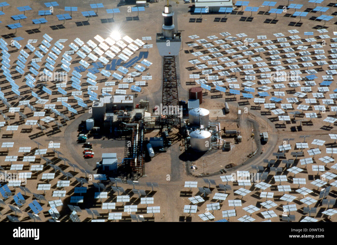 Field of sun tracking mirrors at the Solar Two experimental energy ...