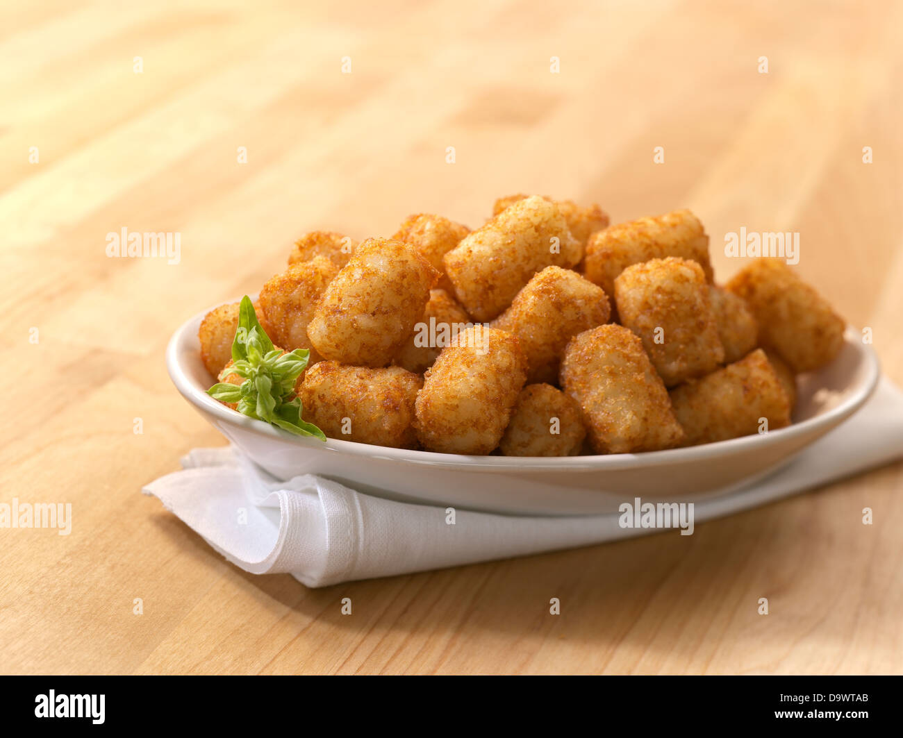 Potato tots hi-res stock photography and images - Alamy