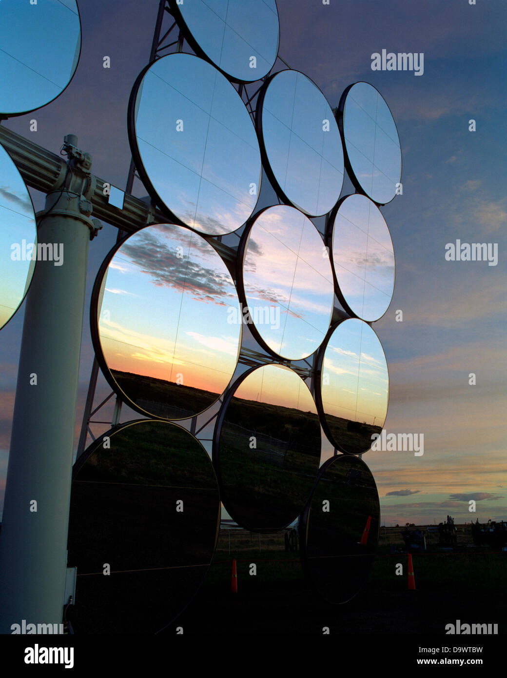 Heliostat solar hi-res stock photography and images - Alamy