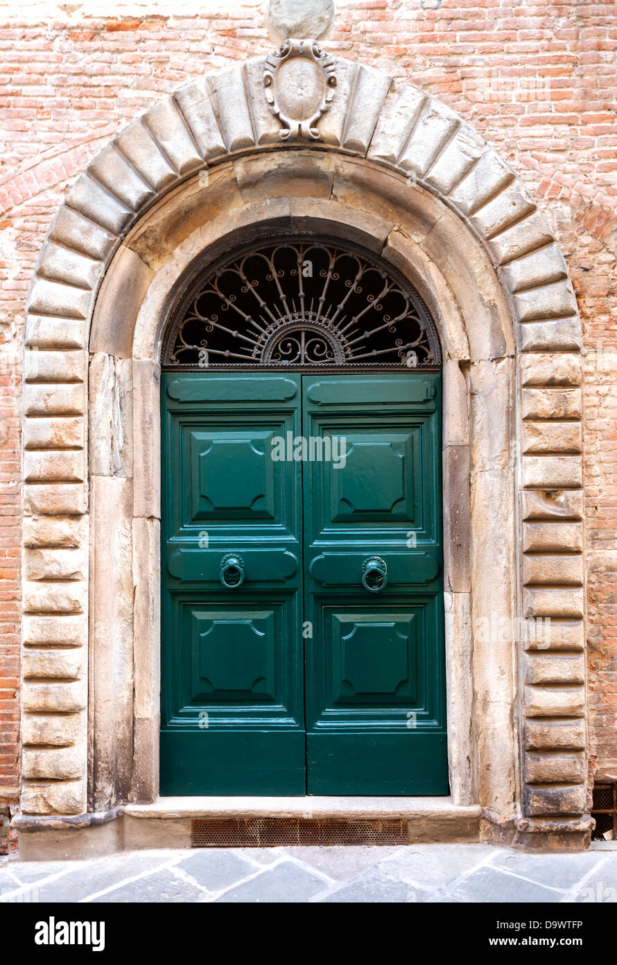 Medieval door design hi-res stock photography and images - Alamy