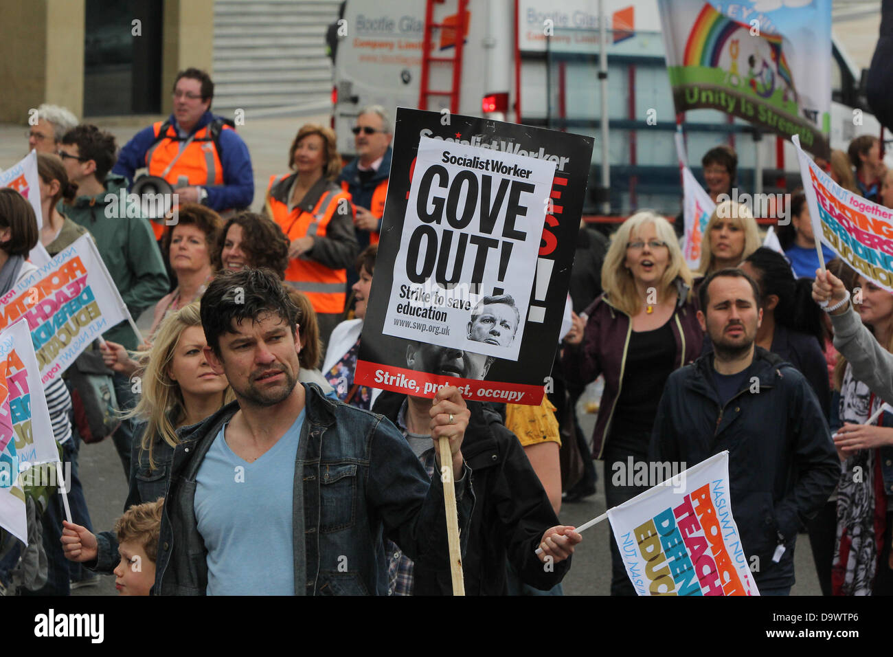 Nasuwt strike hi-res stock photography and images - Alamy