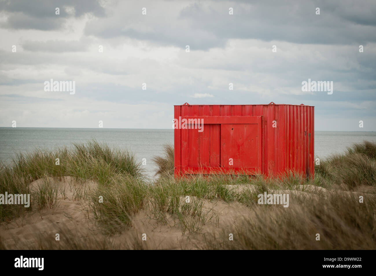 Lifeguard station hi-res stock photography and images - Alamy