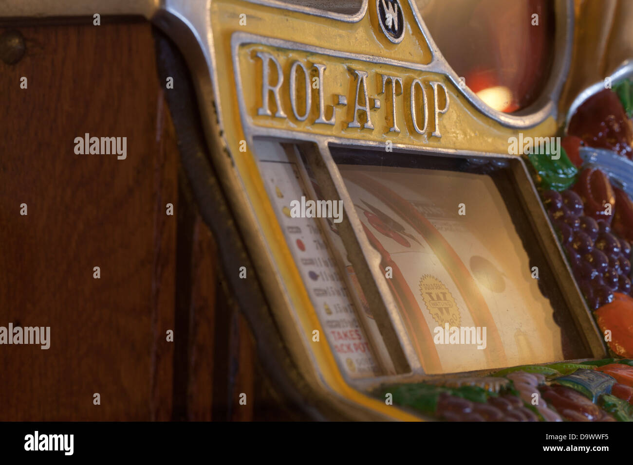 Machine top hi-res stock photography and images - Alamy