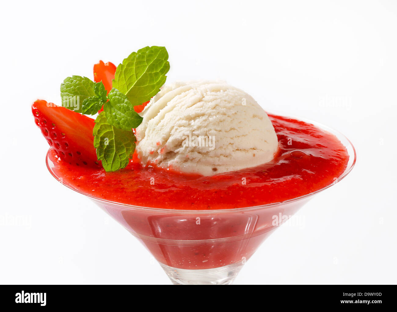 Strawberry puree hi-res stock photography and images - Alamy