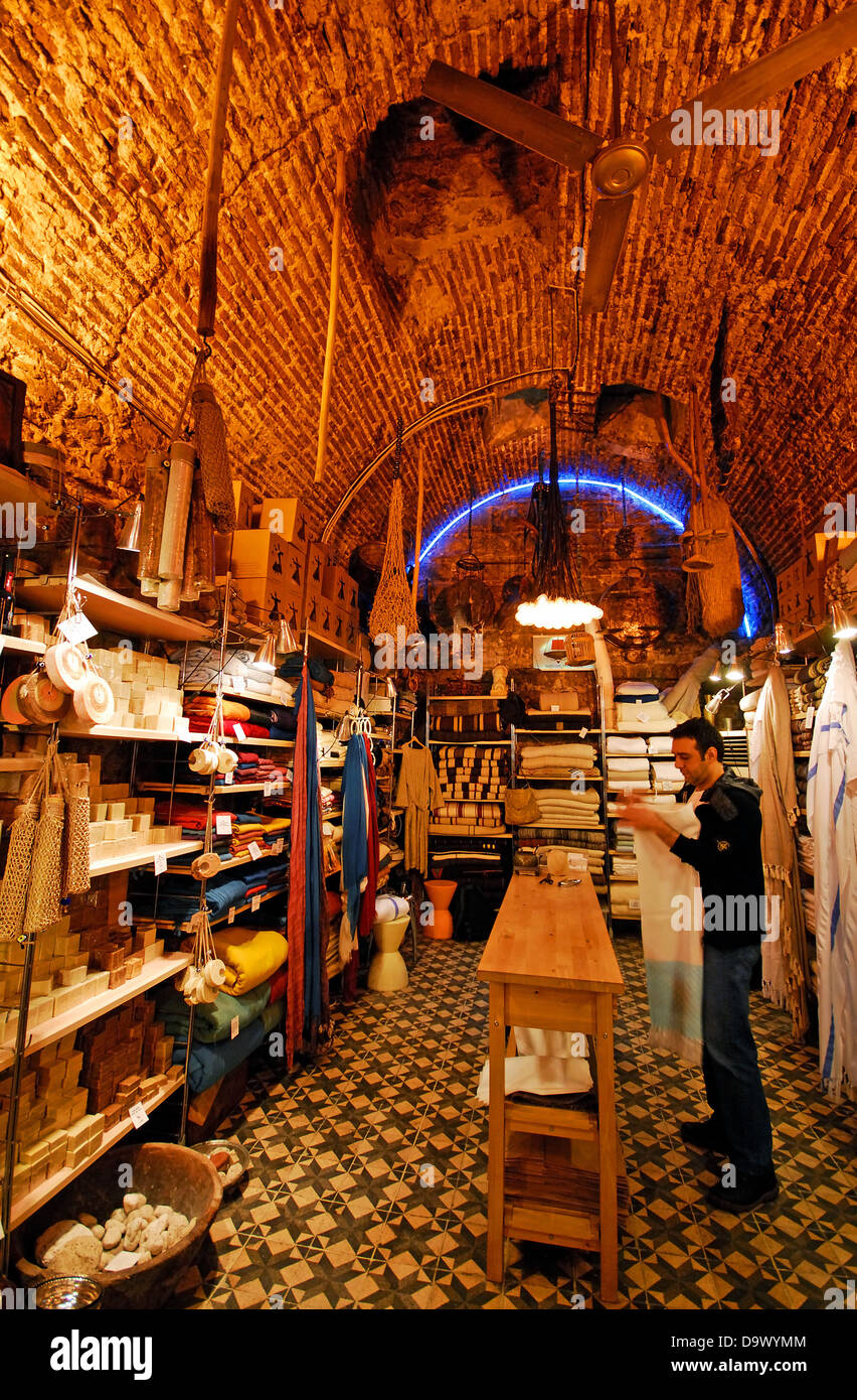 ISTANBUL, TURKEY. Abdulla, a shop in the Grand Bazaar (Capali Carsi ...