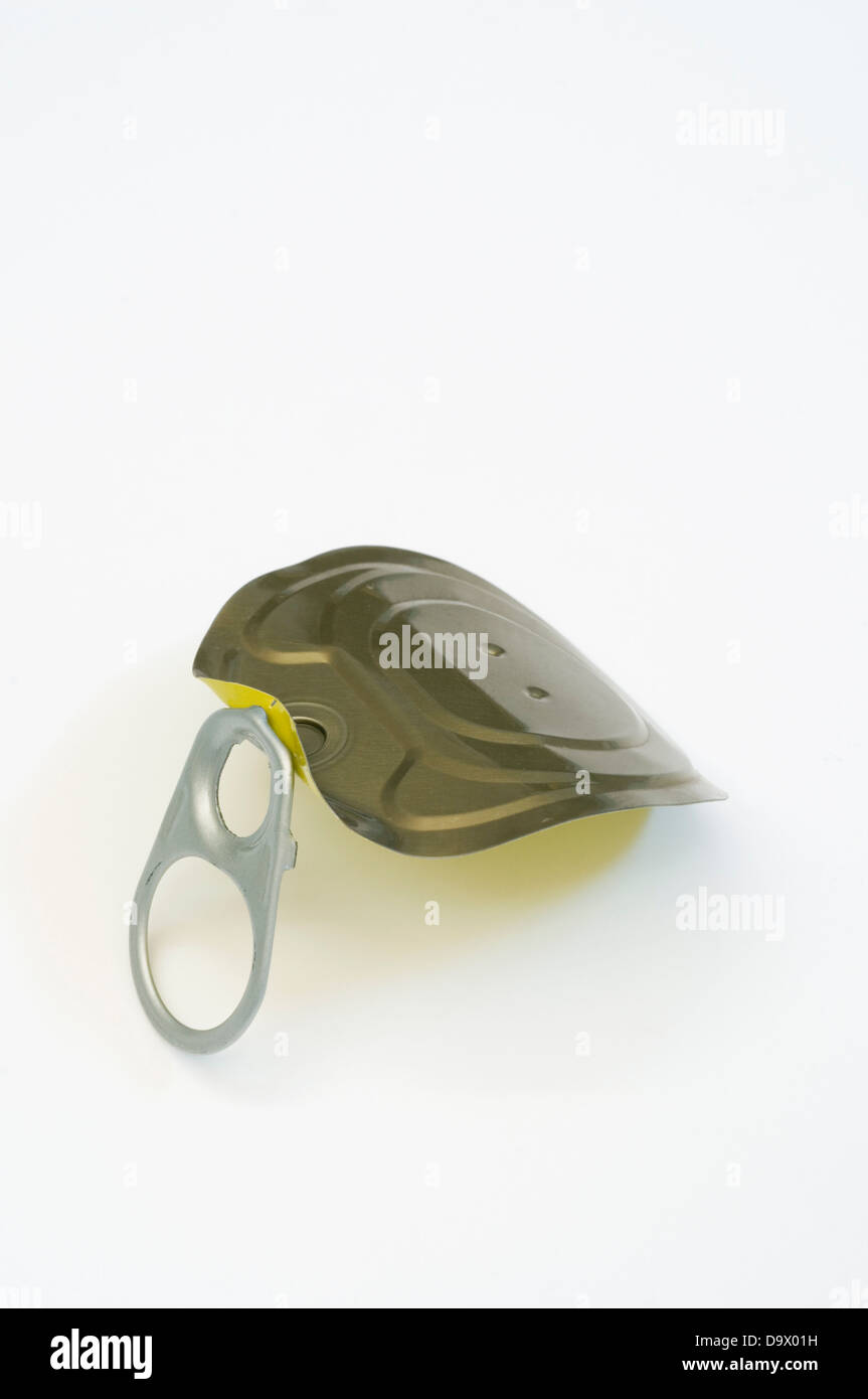 Ring pull can lid hi-res stock photography and images - Alamy