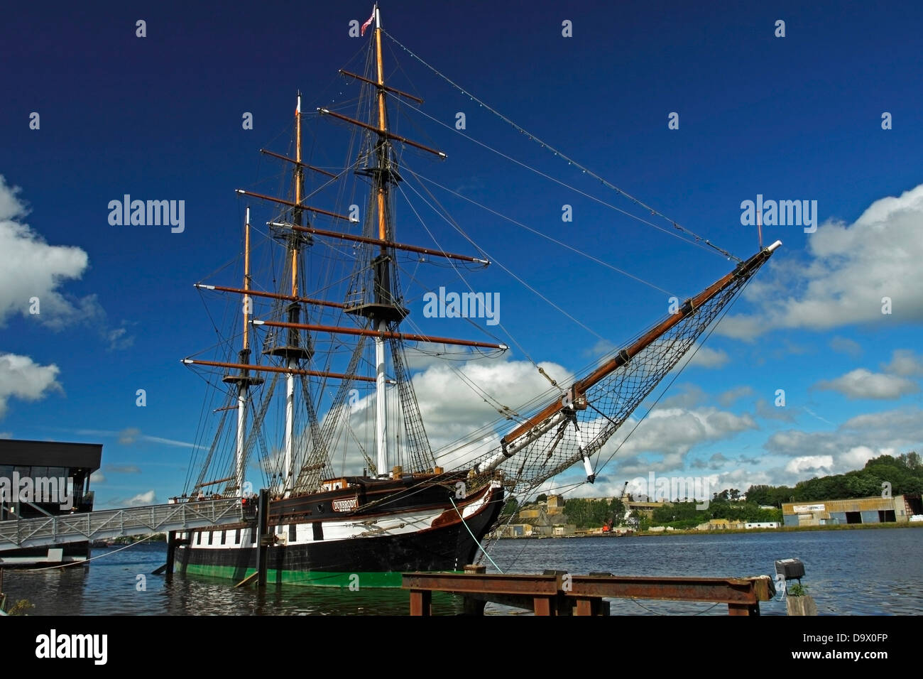 Dunbrody Famine Ship; New Ross County Wexford Ireland Stock Photo - Alamy