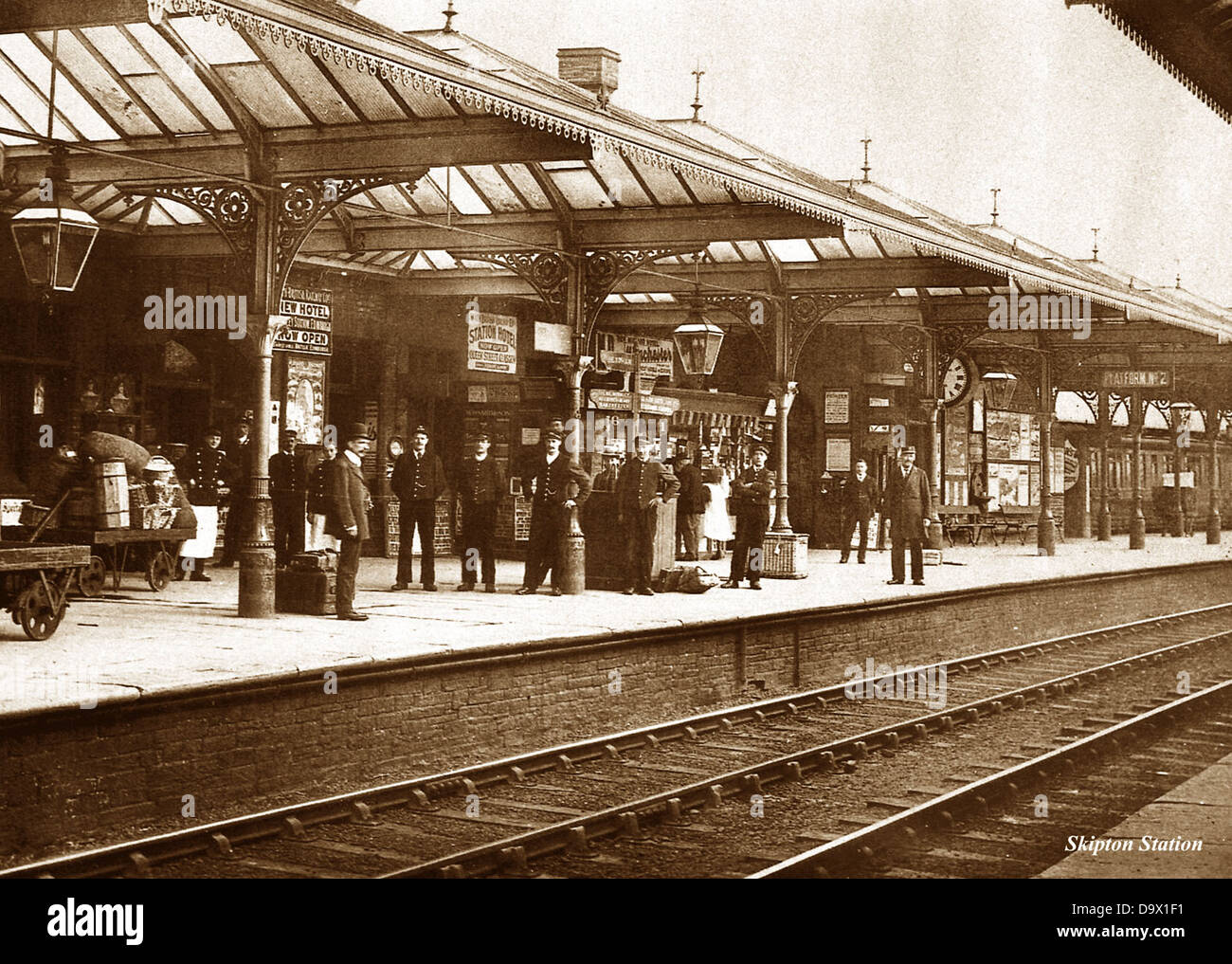 Victorian Train Station Historical Stock Photos & Victorian Train ...