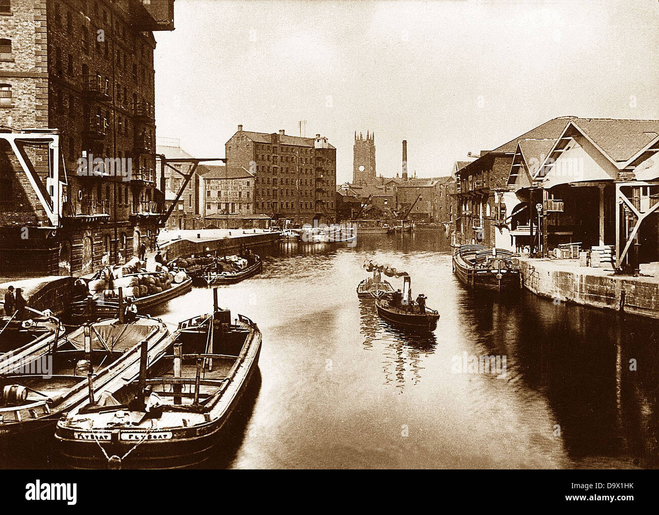 Leeds 1900s hi-res stock photography and images - Alamy