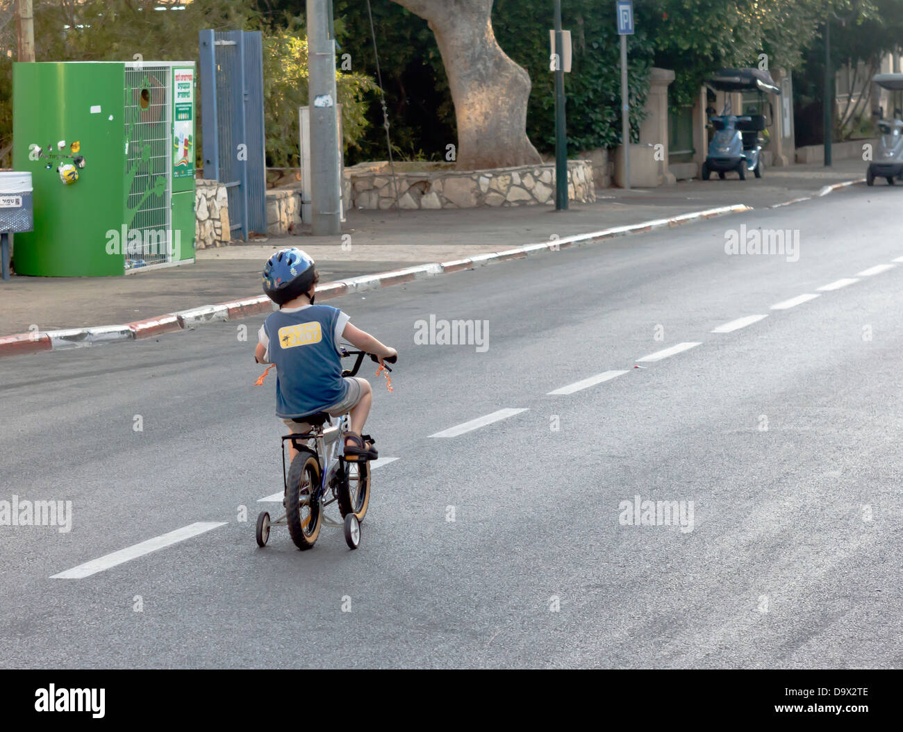 Boy ride bike hi-res stock photography and images - Alamy