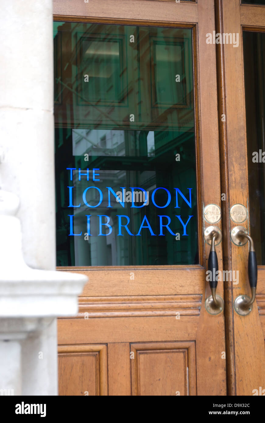 entrance of the london library, st james's square, london, england ...