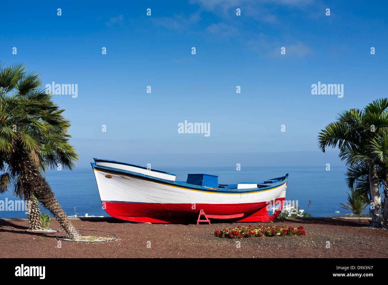 Old fishing boat on display at the Mirador de archipenque overlooking ...