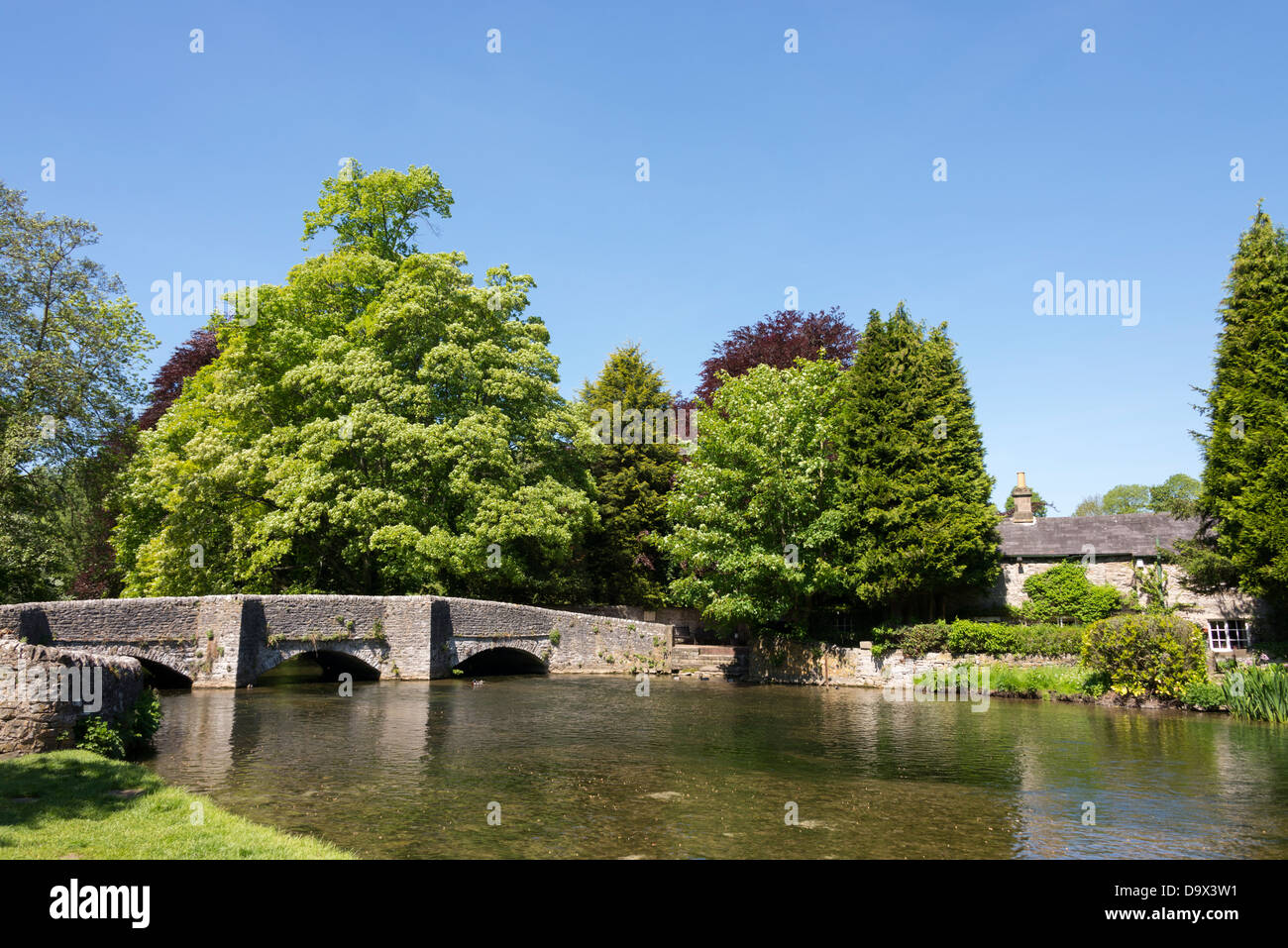 Medieval sheepwash bridge hi-res stock photography and images - Alamy