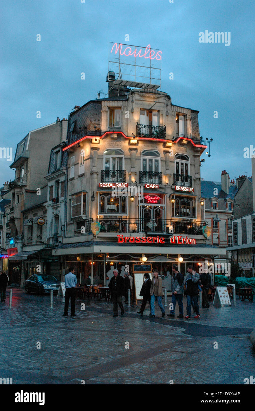 Place drouet derlon reims hi-res stock photography and images - Alamy