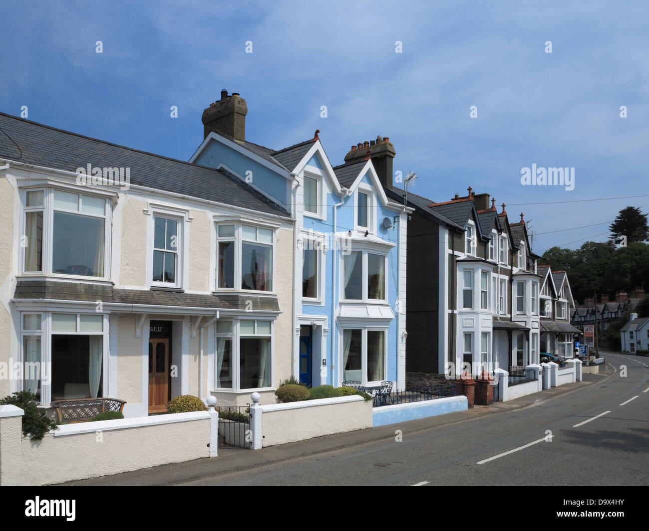 Seafront properties, Borth-y-Gest, Porthmadog, Gwynedd Stock Photo - Alamy