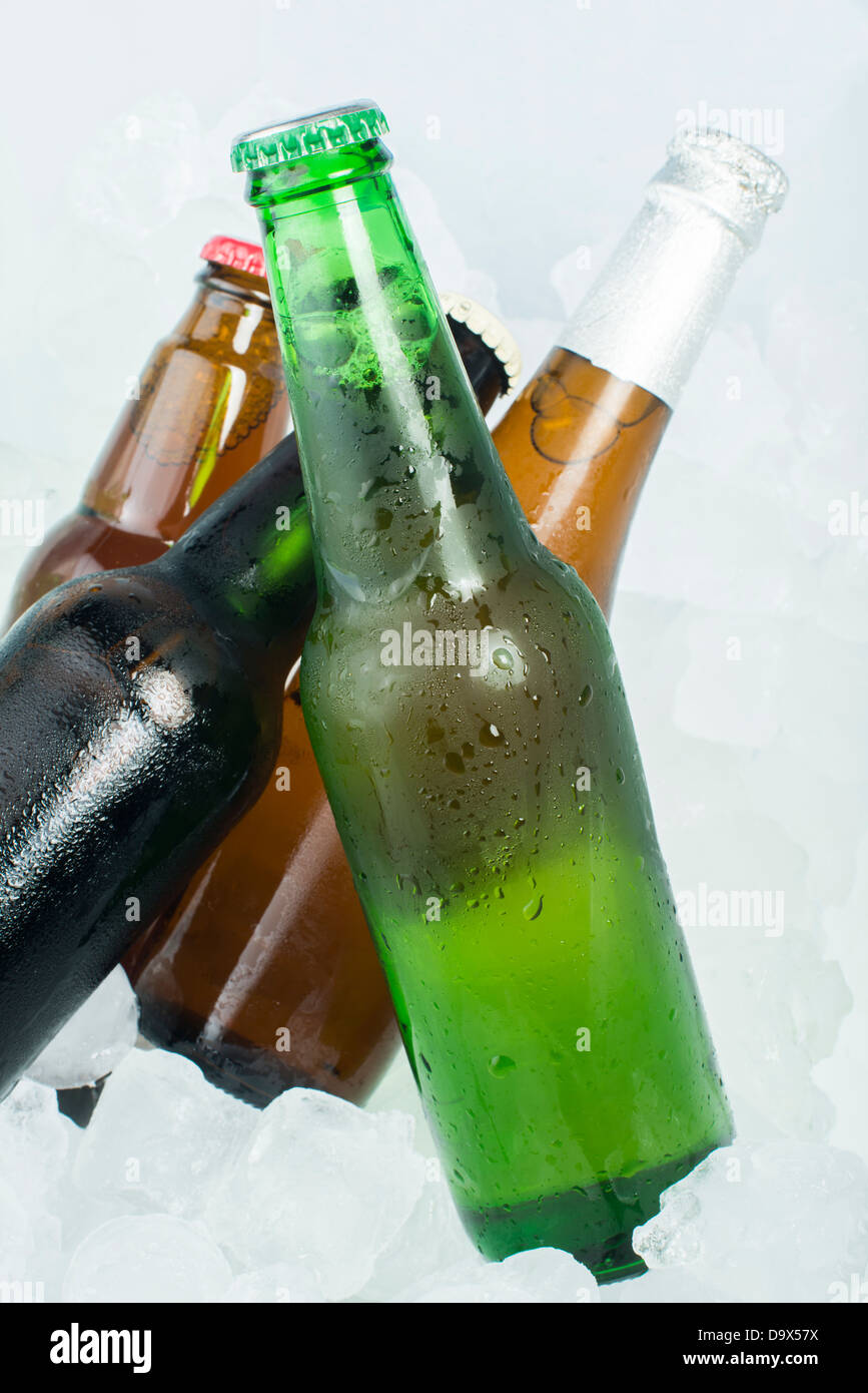 Ice cold beer bottle hi-res stock photography and images - Alamy