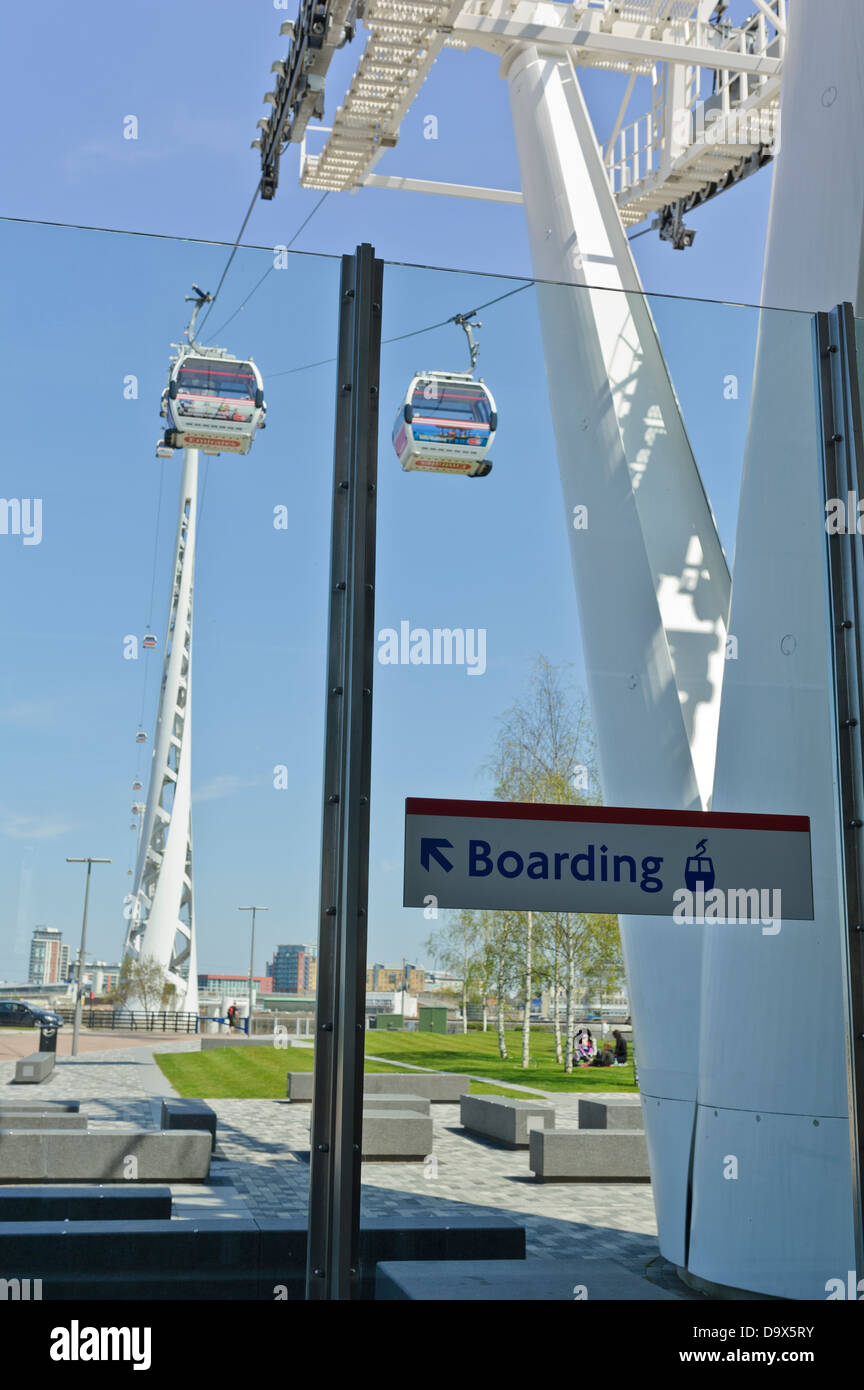 Cable cars greenwich hi-res stock photography and images - Alamy