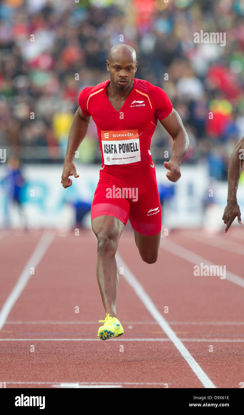 Asafa powell jamaica hi-res stock photography and images - Alamy