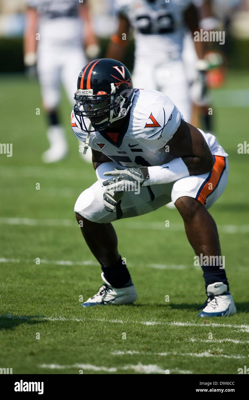 Virginia linebacker Clint Sintim (51) at Kenan Memorial Stadium in ...