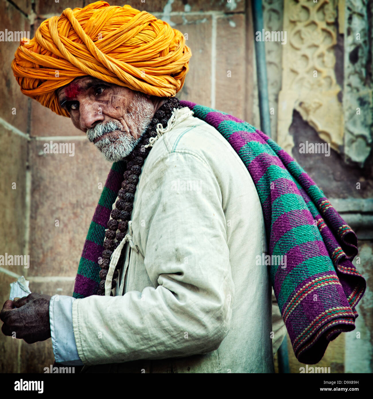 Man dressed with turban hi-res stock photography and images - Alamy