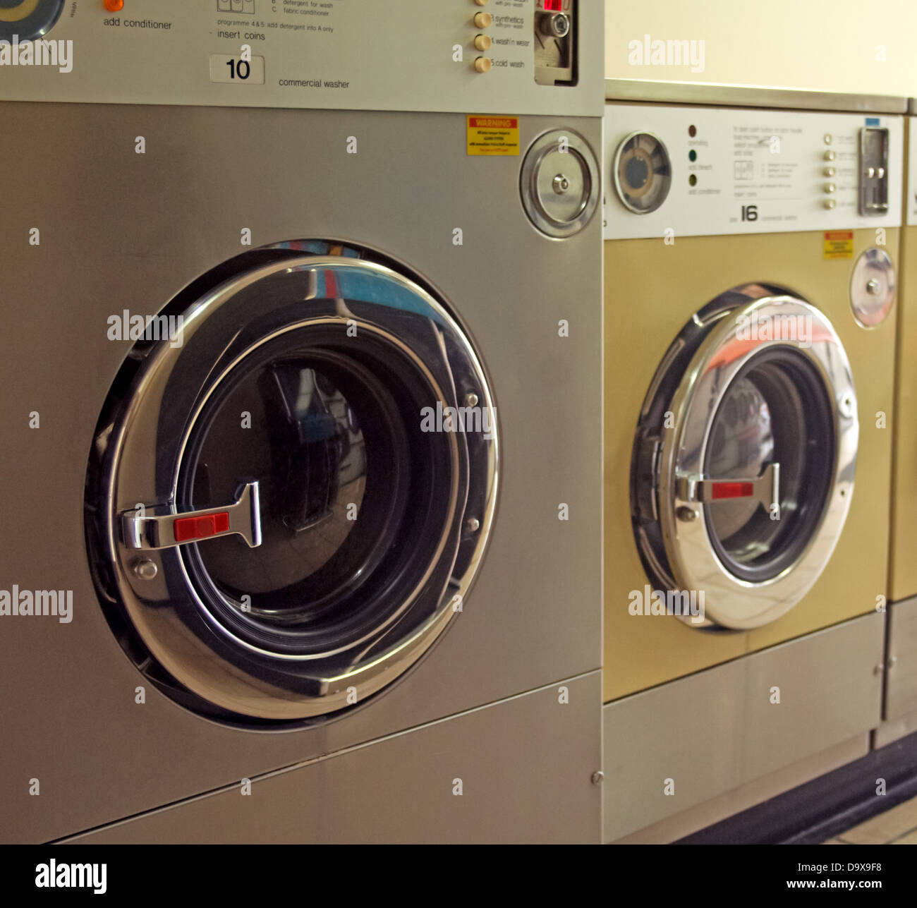 Coin washing hi-res stock photography and images - Alamy