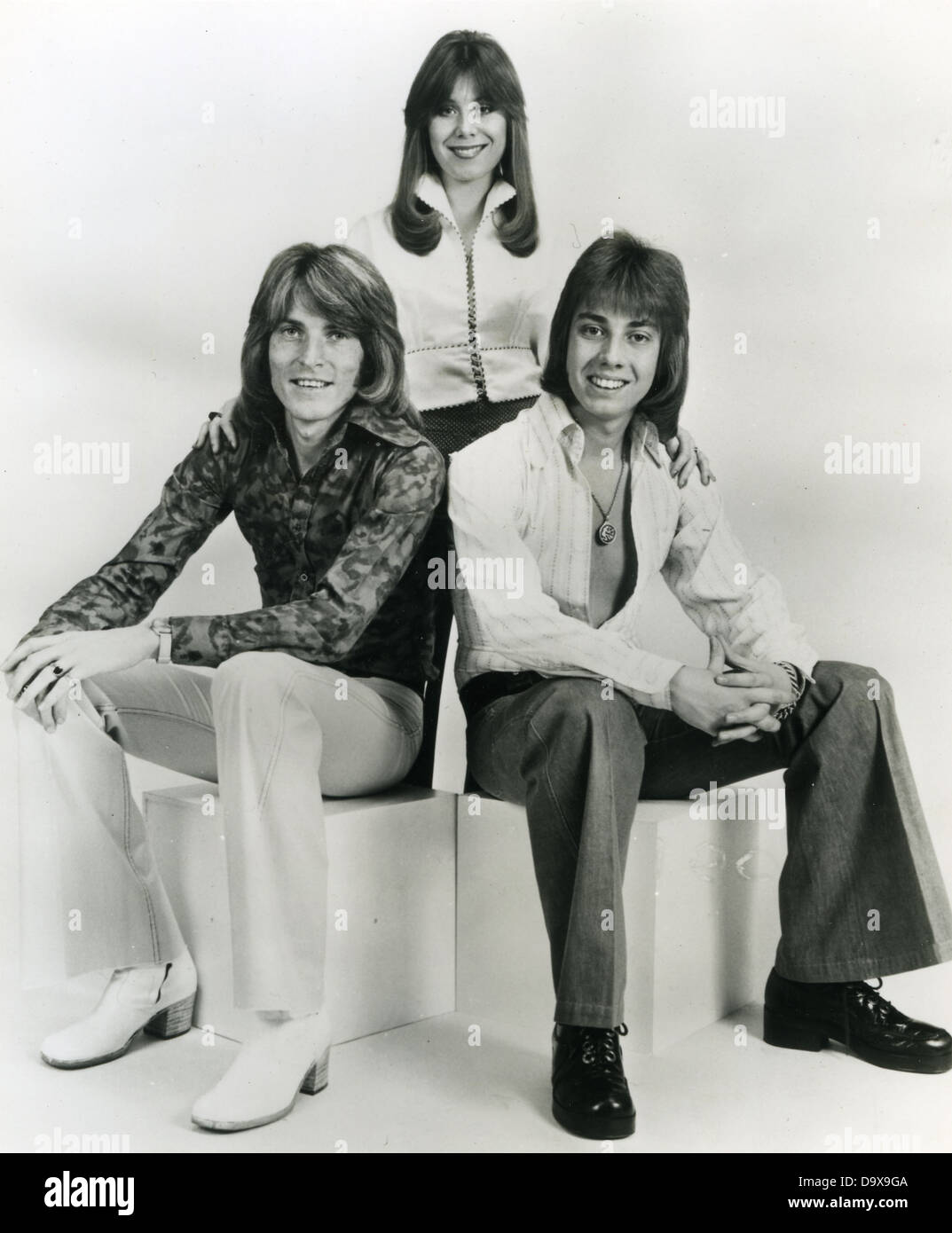 SPRINGFIELD REVIVAL Promotional photo of UK pop group about 1975. See ...