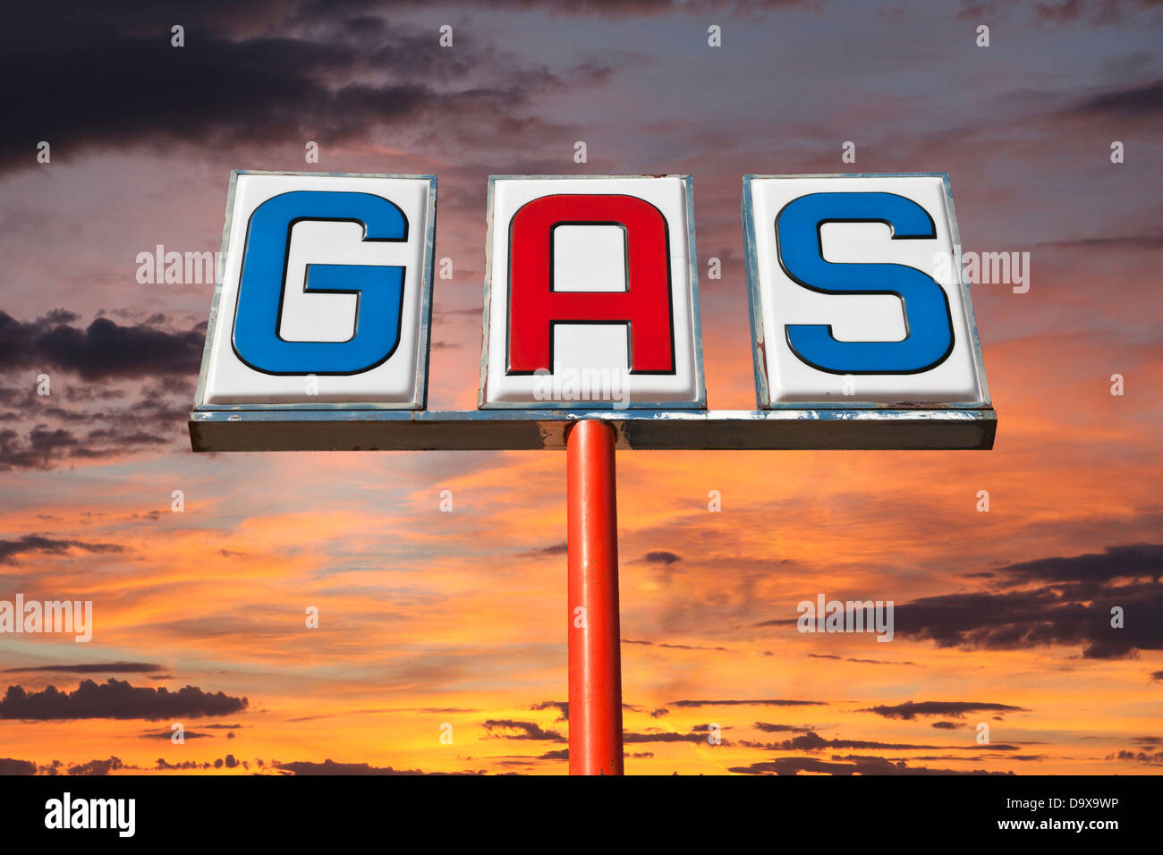 Old gas station sign hi-res stock photography and images - Alamy