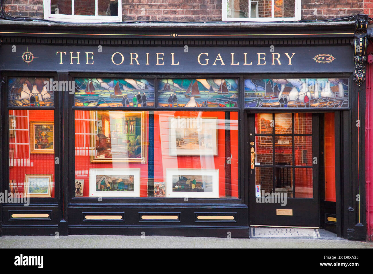 Artwork path pathway hi-res stock photography and images - Alamy