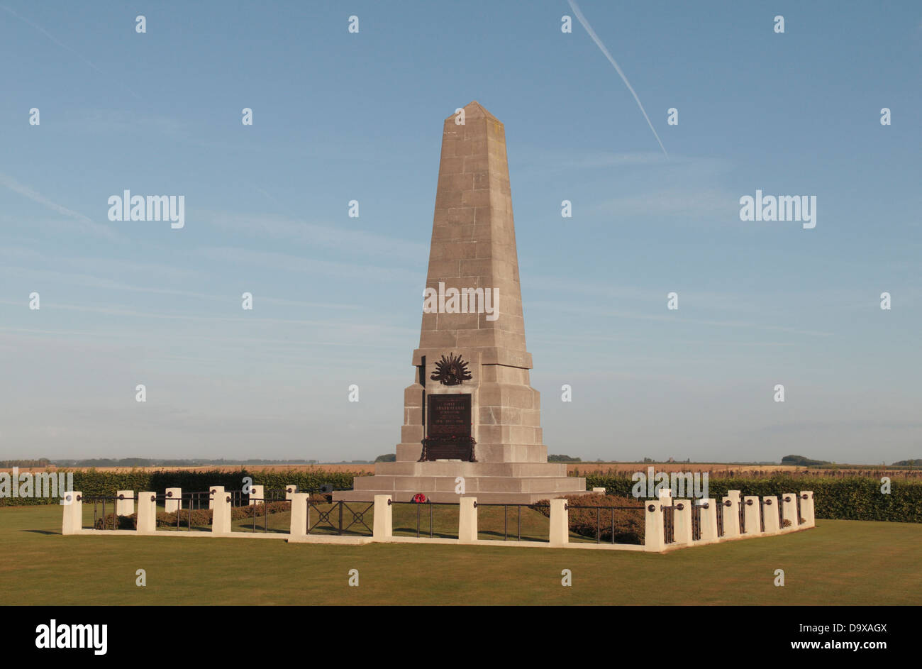 First australian division memorial hi-res stock photography and images ...