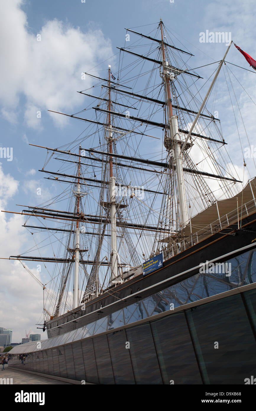 Captain of the cutty sark clipper hi-res stock photography and images ...