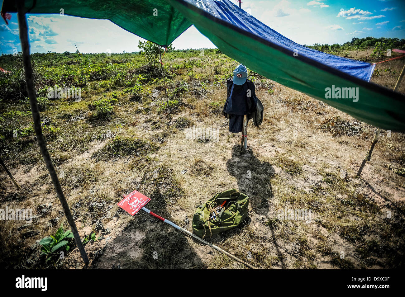 Unexploded ordnance artillery shells hi-res stock photography and ...