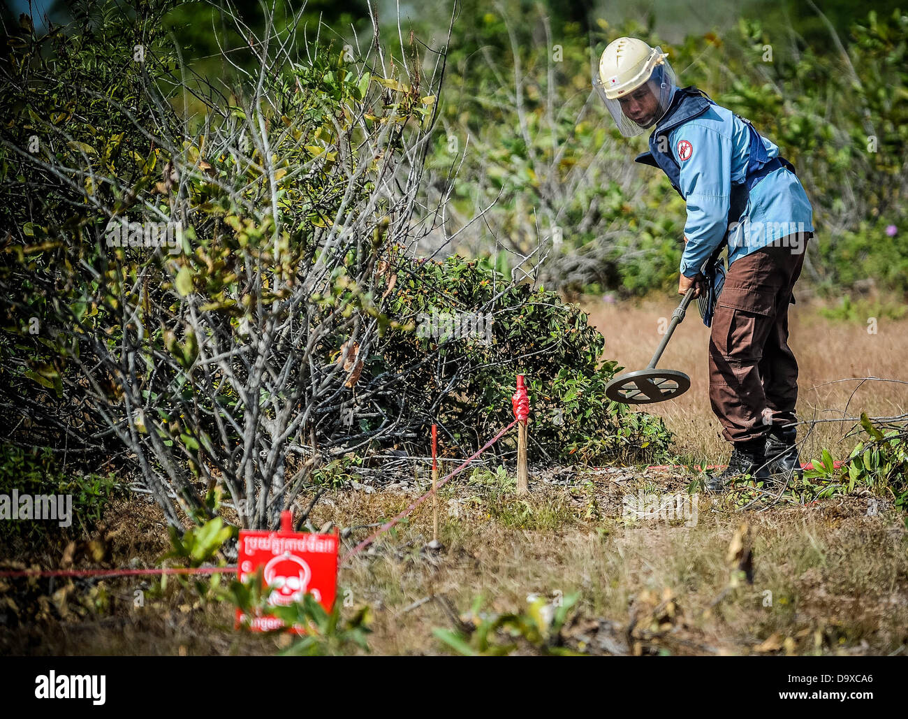 Unexploded ordnance artillery shells hi-res stock photography and ...