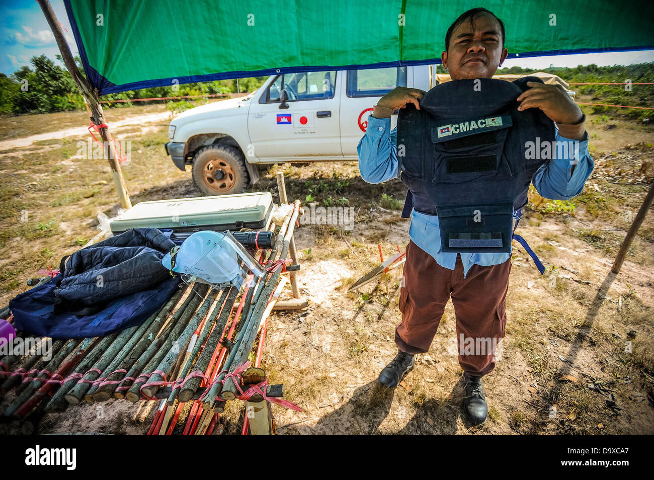 Unexploded ordnance artillery shells hi-res stock photography and ...