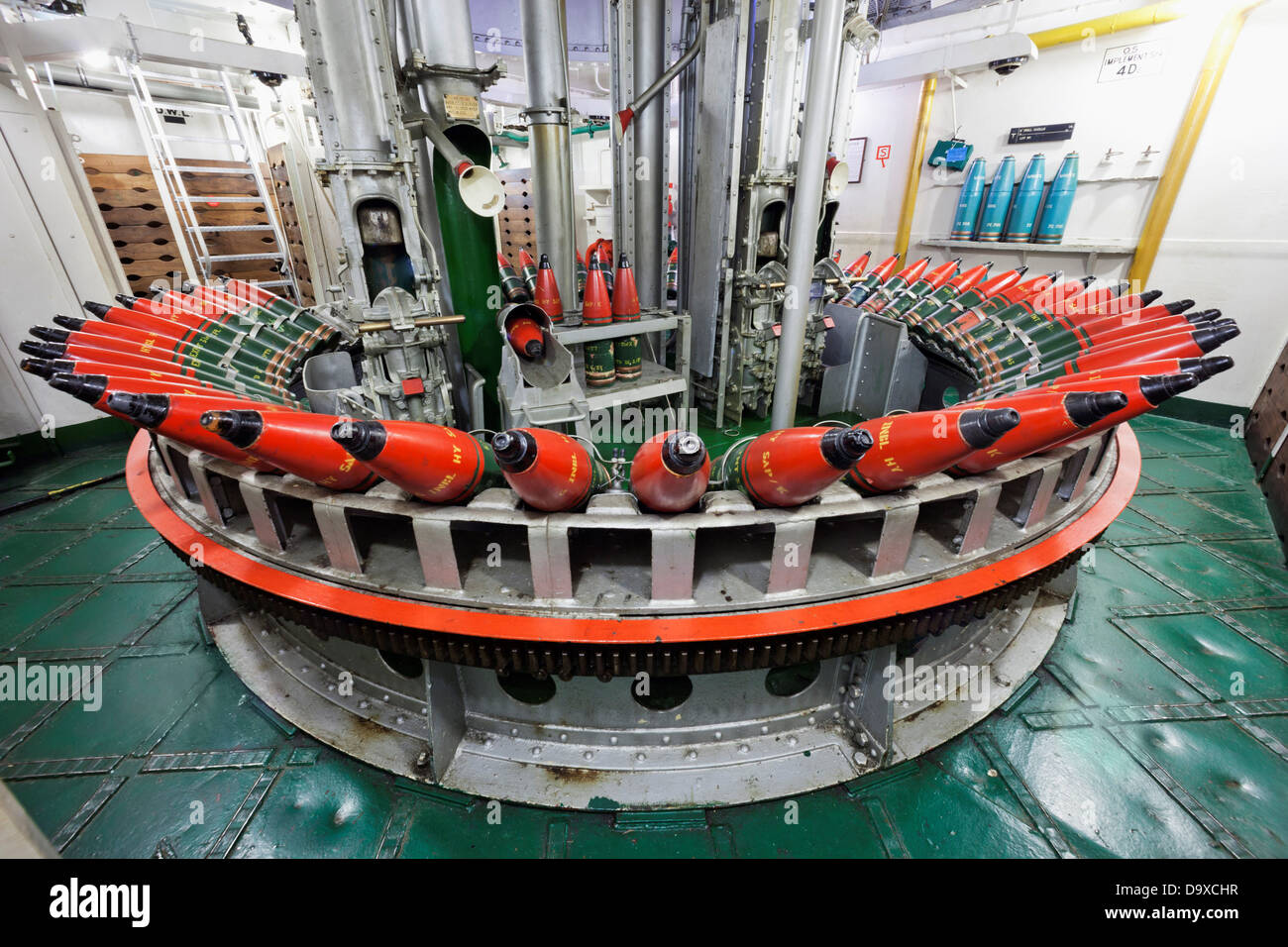 Shell uk london hi-res stock photography and images - Alamy