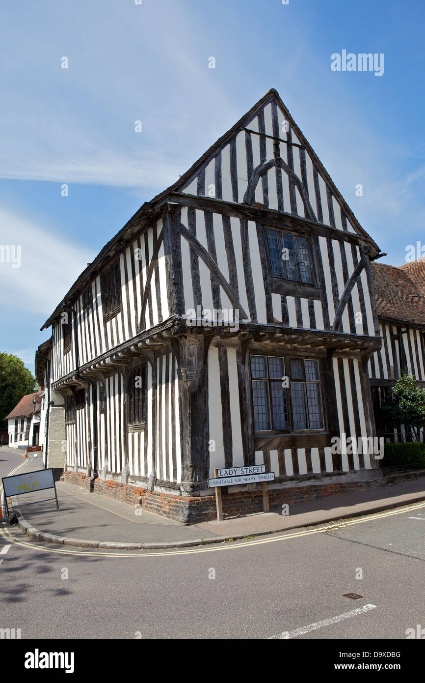 Medieval cottage hi-res stock photography and images - Alamy