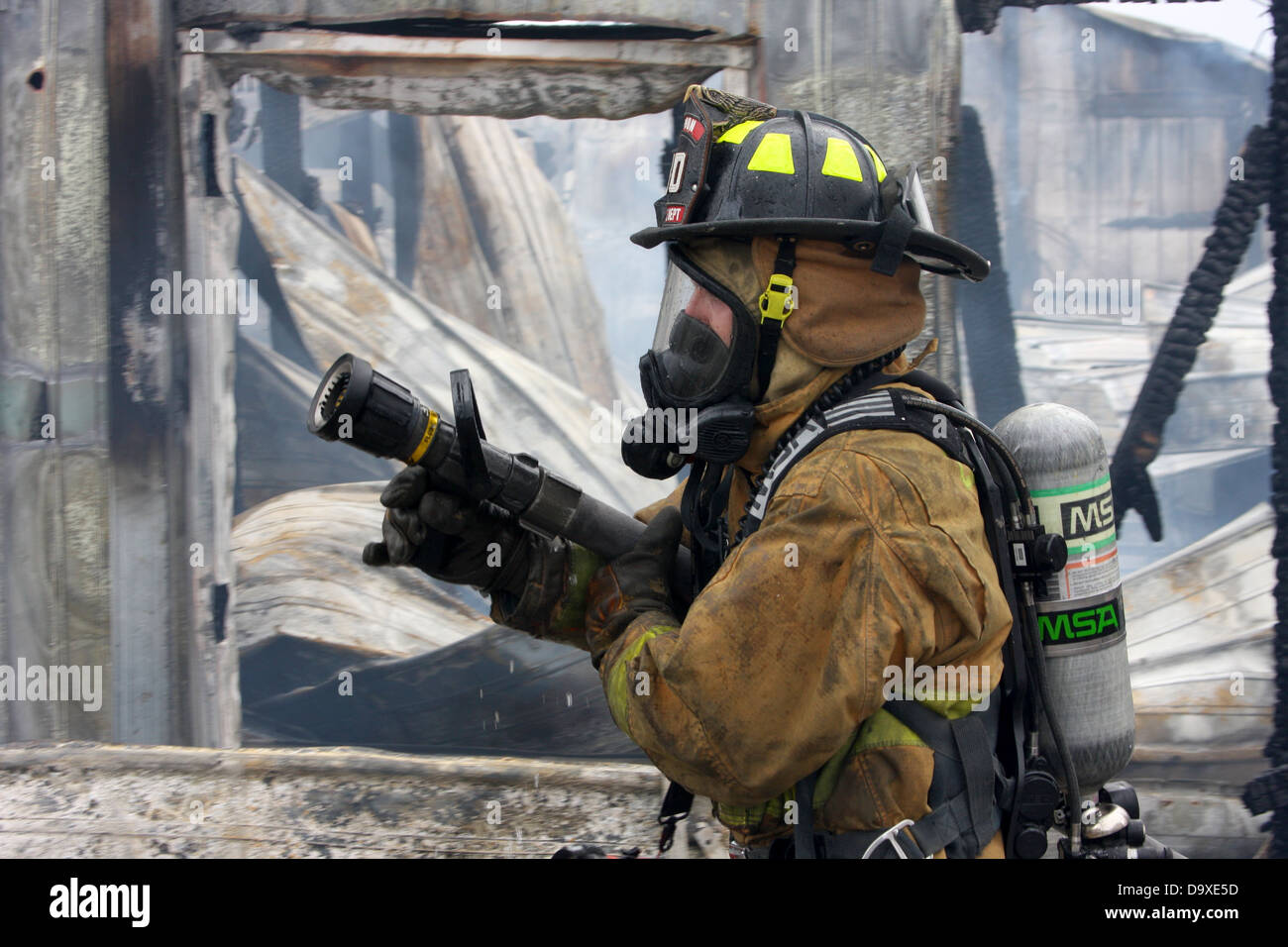 Firewoman hi-res stock photography and images - Alamy