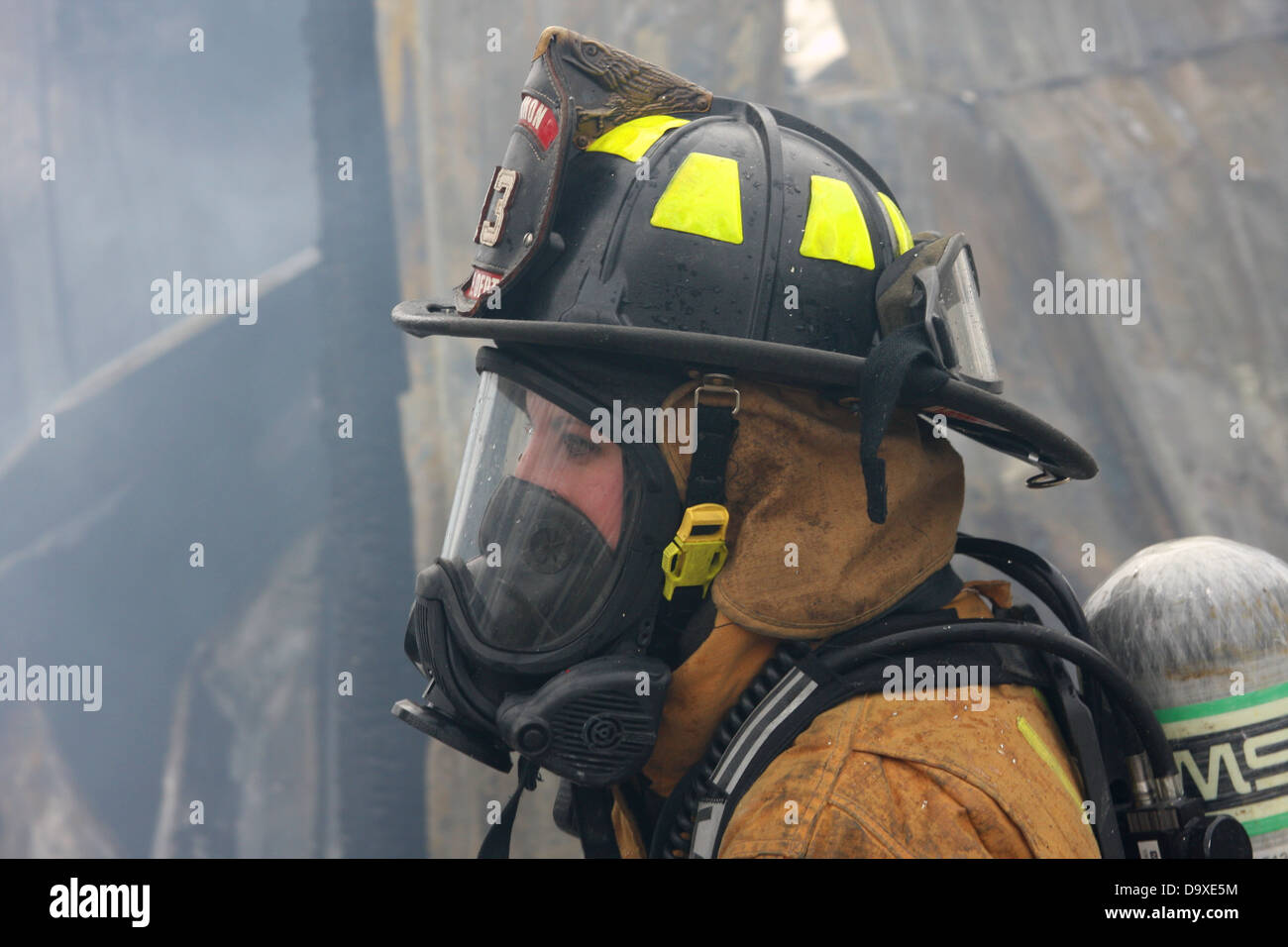 Firefighter in turnout gear hi-res stock photography and images - Alamy
