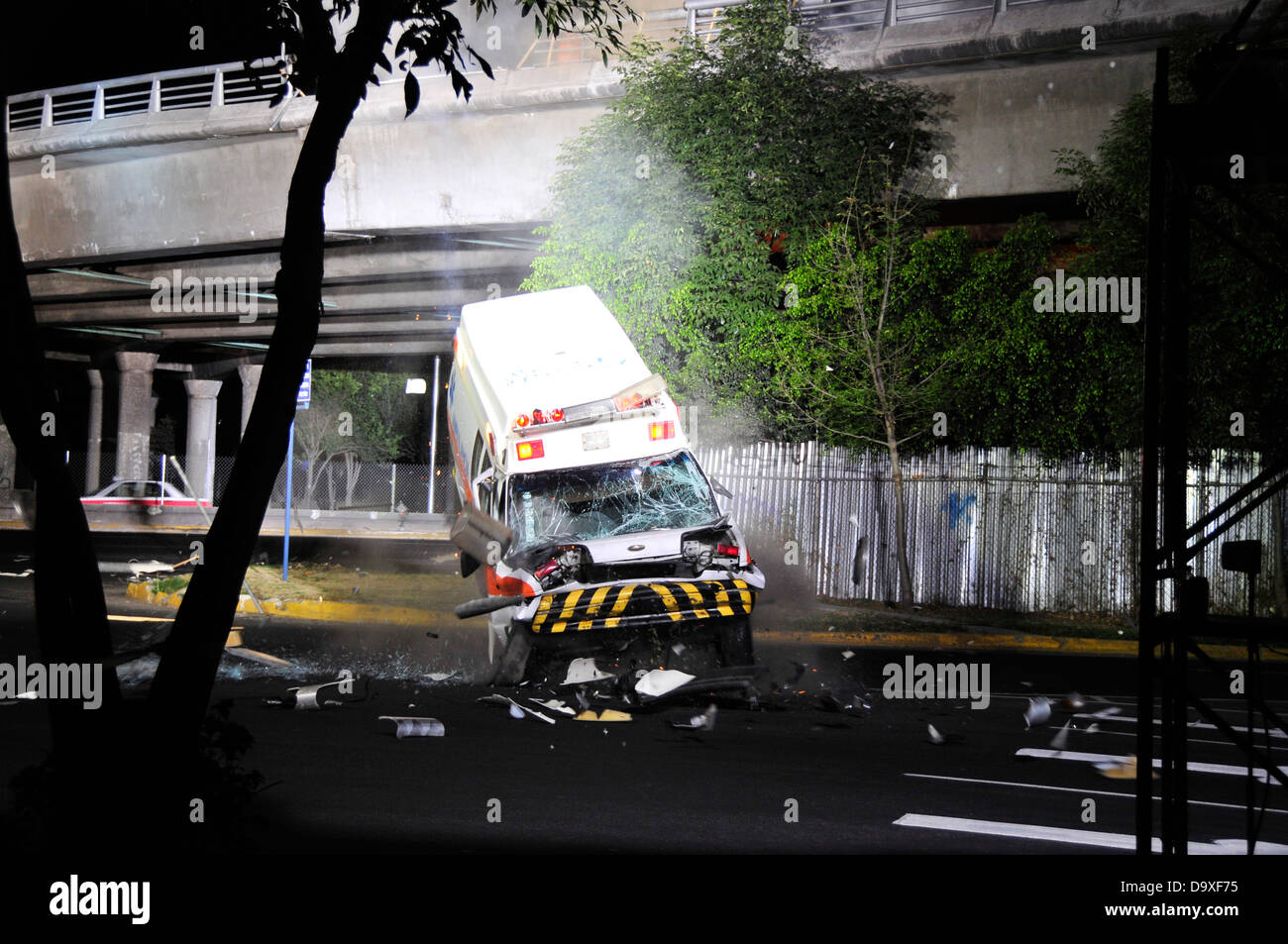 Ambulance hitting the pavement in an accident Stock Photo - Alamy