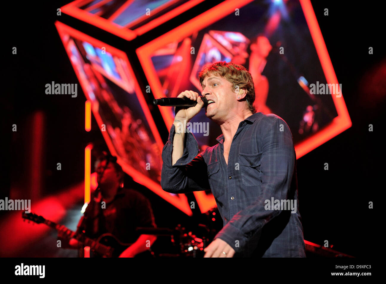 Matchbox twenty hi-res stock photography and images - Alamy