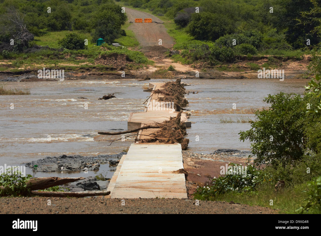 Flood damaged bridge africa hi-res stock photography and images - Alamy