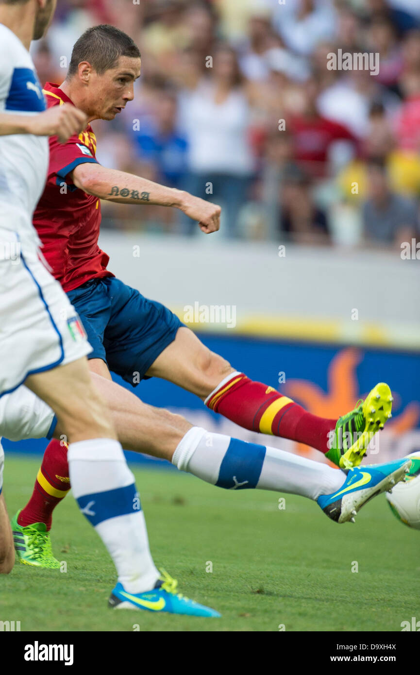 Fernando torres spain italy hi-res stock photography and images - Alamy