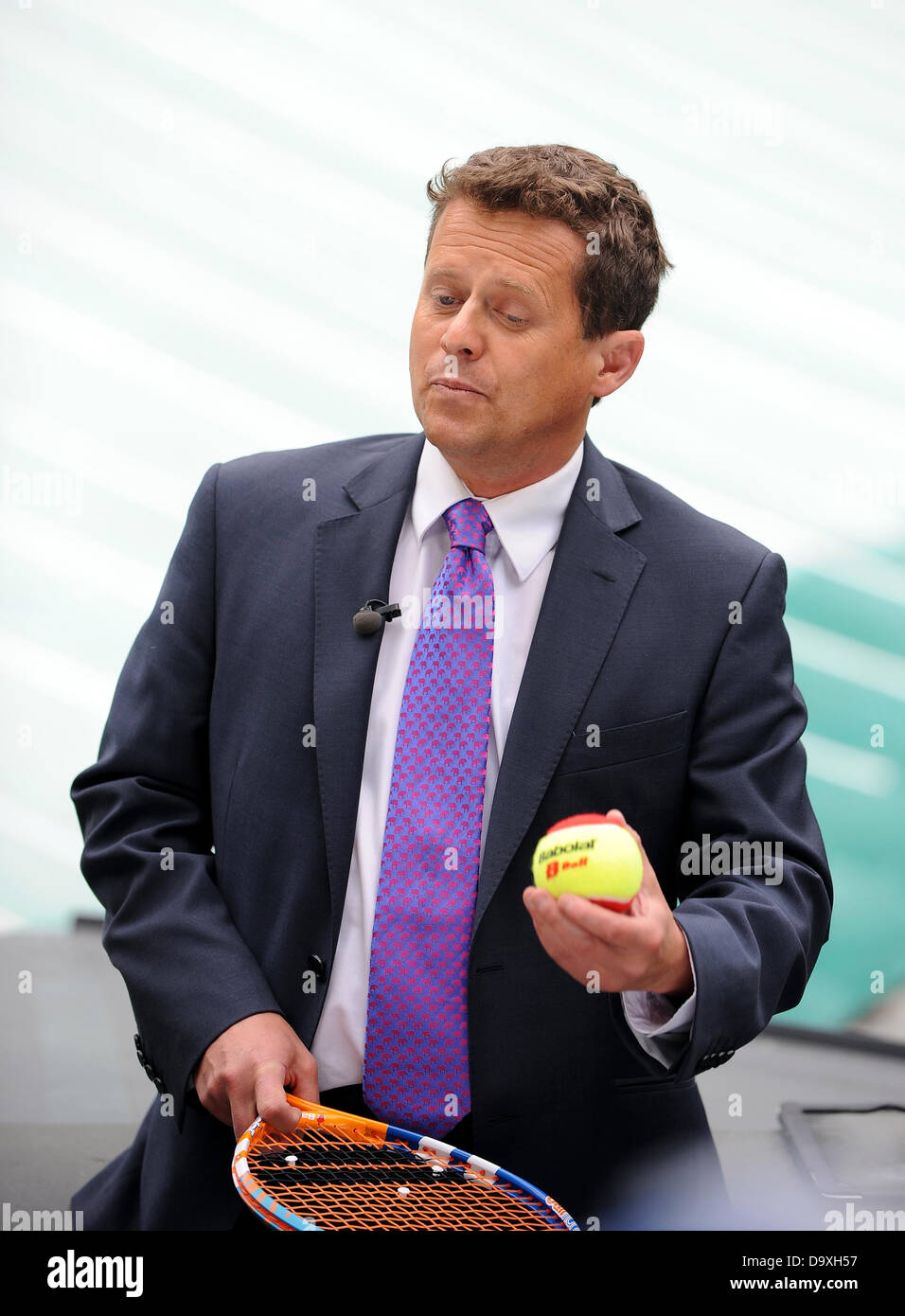 Bushell hi-res stock photography and images - Alamy