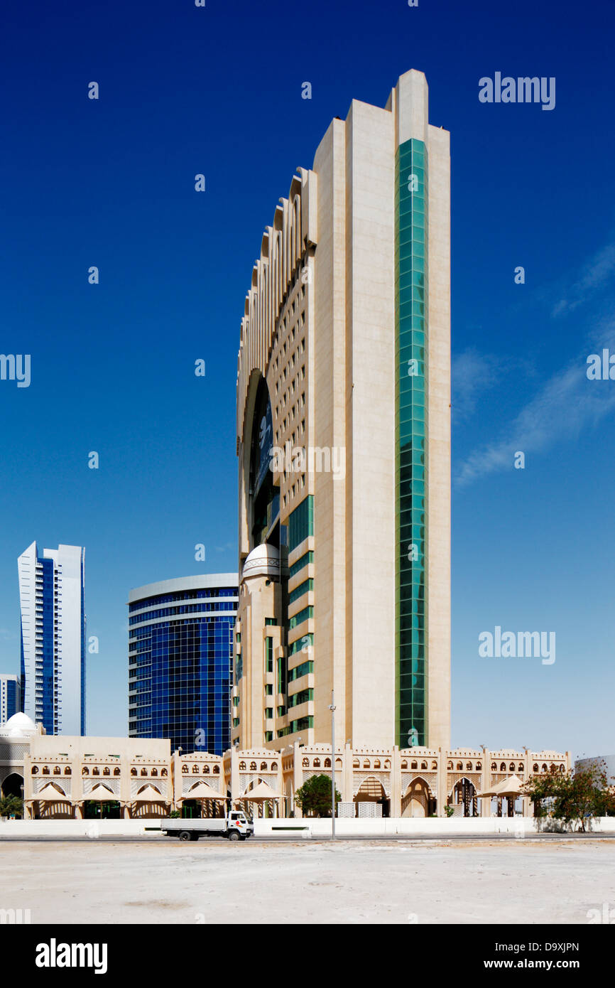 Traditional building man dhow hi-res stock photography and images - Alamy