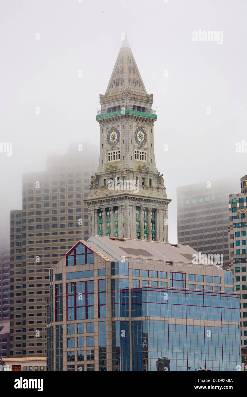 Commerce House Tower (built 1910) and Boston Skyline in deep fog ...