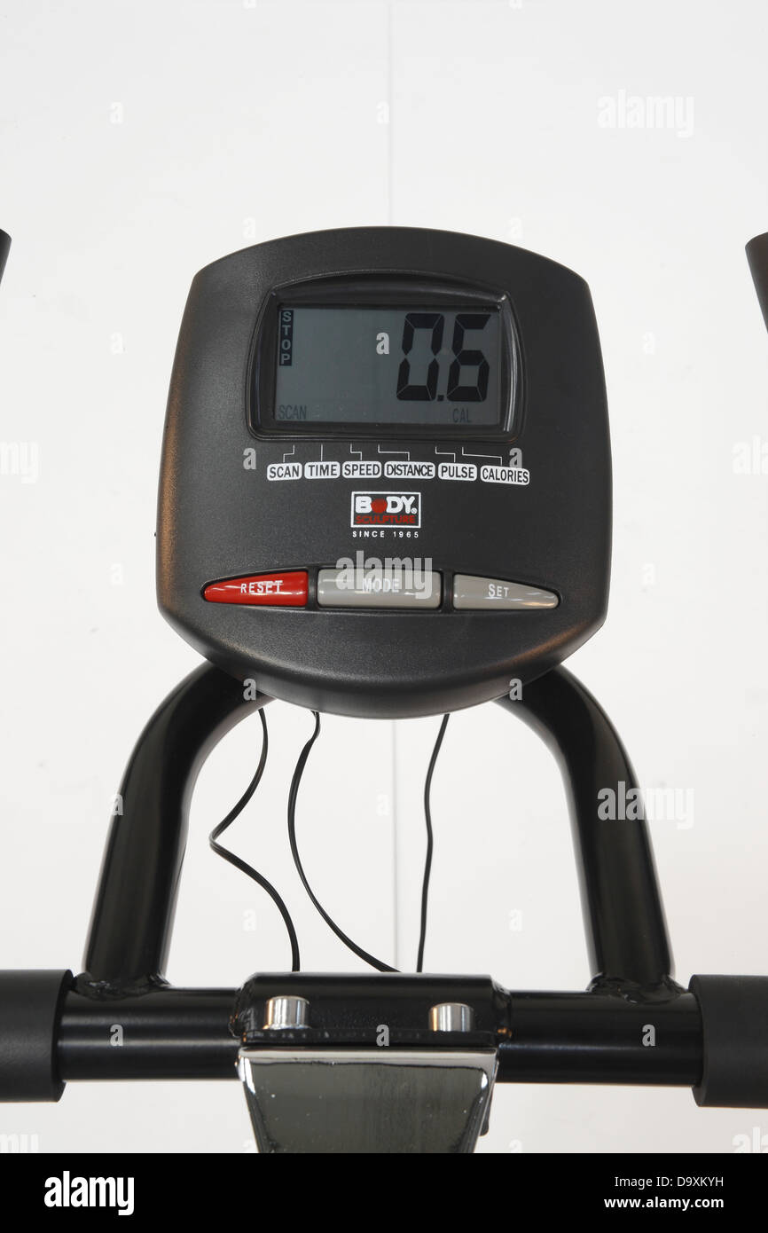 Cycle machines gym hi-res stock photography and images - Alamy