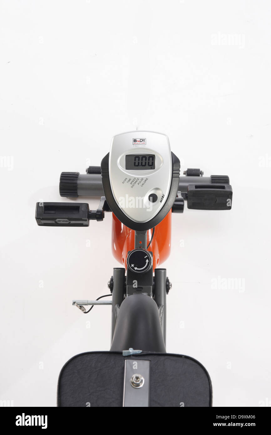 Cycle machines gym hi-res stock photography and images - Alamy