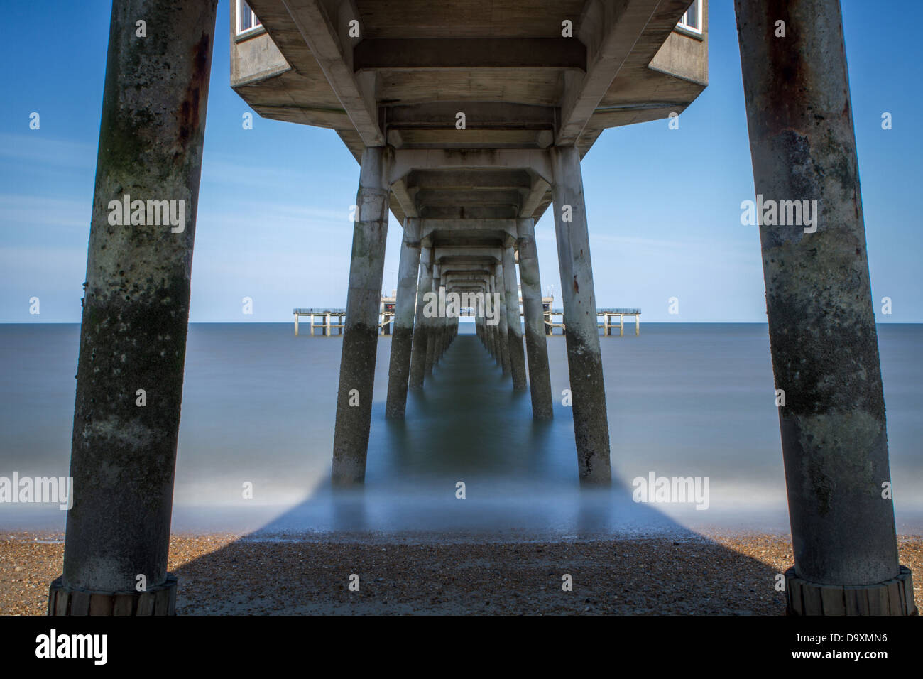 Deal pier kent hi-res stock photography and images - Alamy