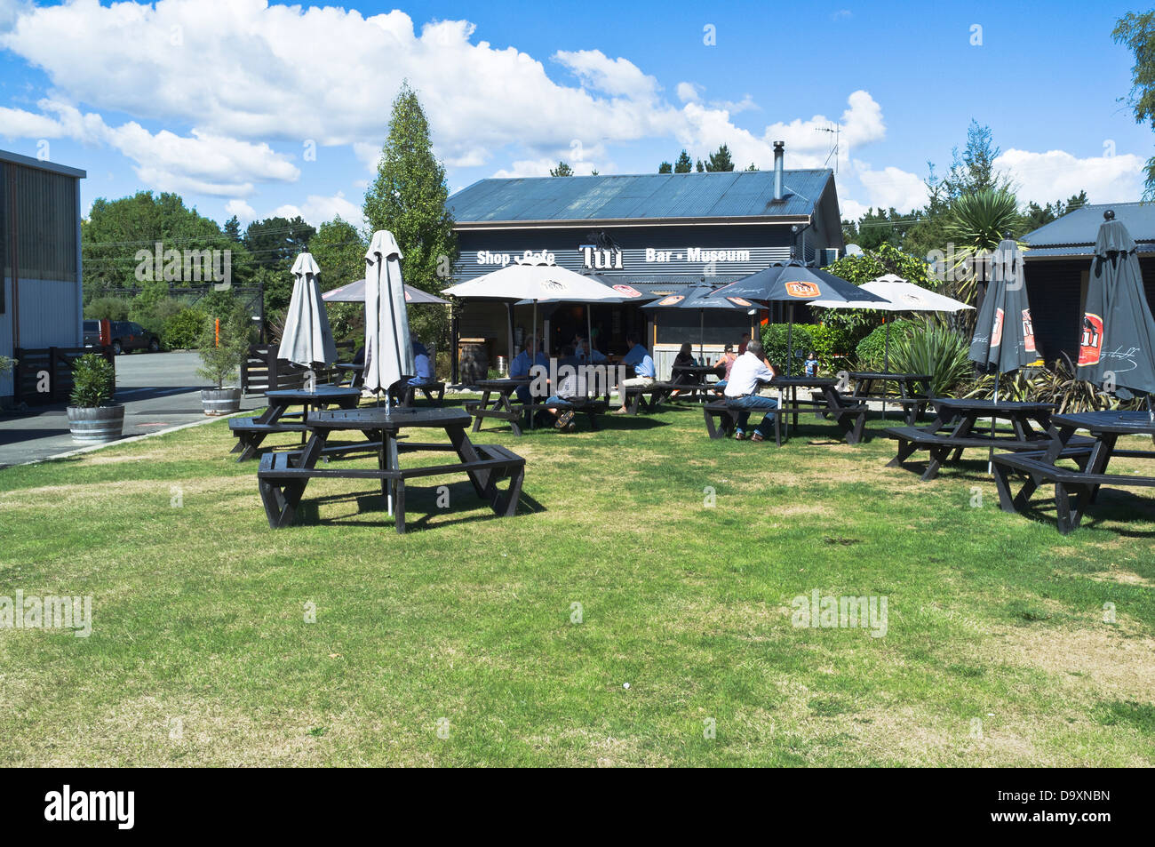 Tui shop hi-res stock photography and images - Alamy