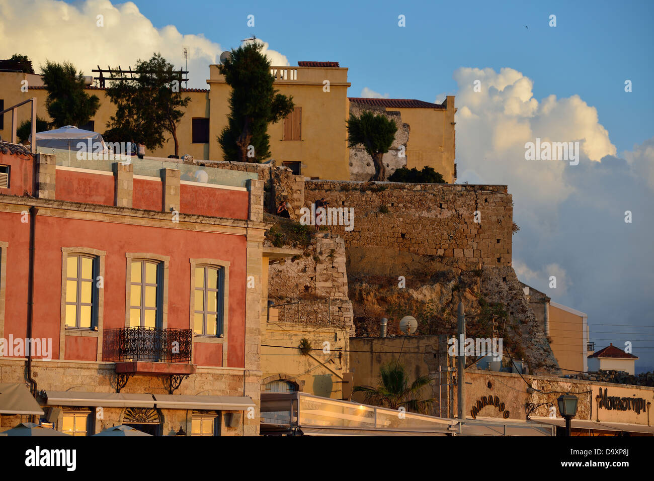 Old harbour buildings hi-res stock photography and images - Alamy