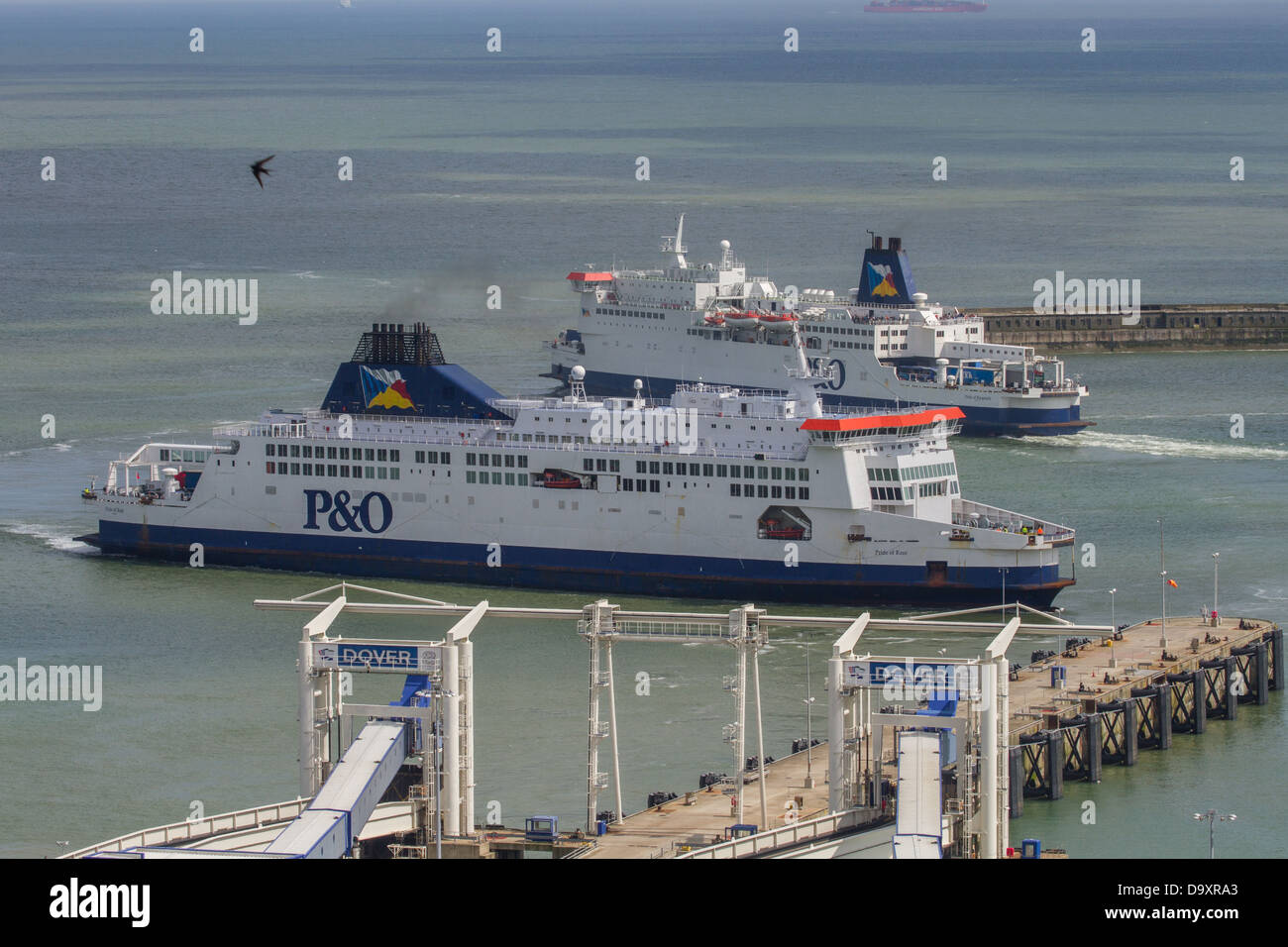 Port of Dover, Kent on a busy summer's day Stock Photo - Alamy
